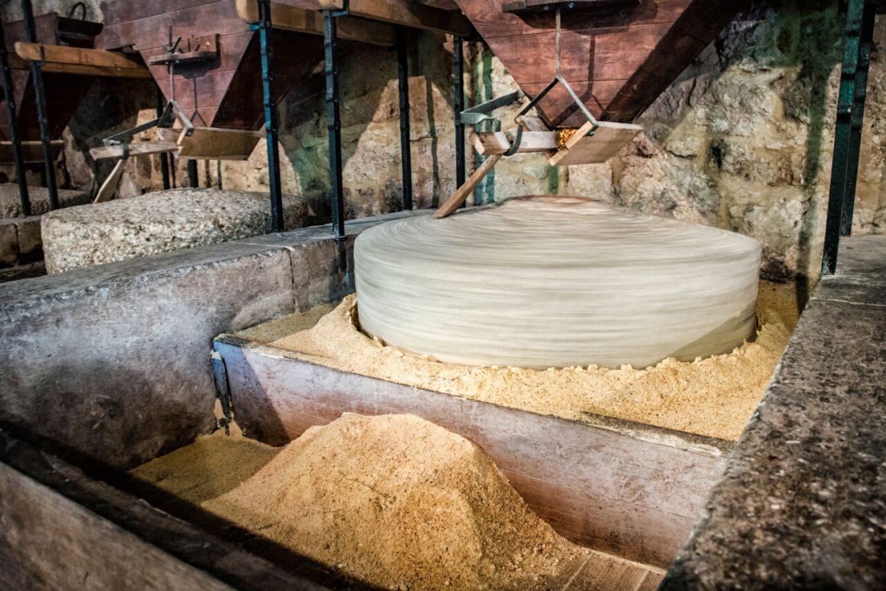 Eigenes Mehl mahlen: Vom Korn zum selbstgebackenen Brot